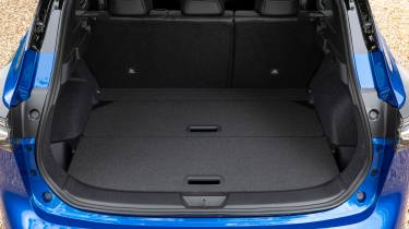 Nissan Qashqai review - Practicality & boot space | Carbuyer